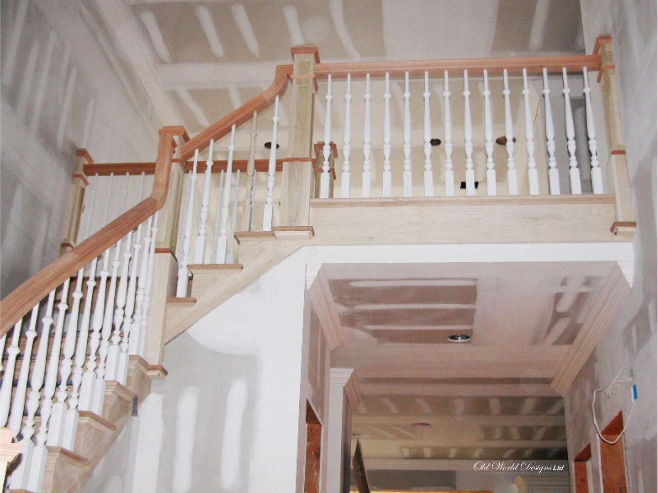Long Island – Mixed Circular staircases (wood) – Old World Designs ...